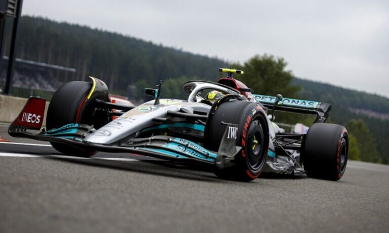 Mercedes, 2023: confermeranno il design zero-pods?